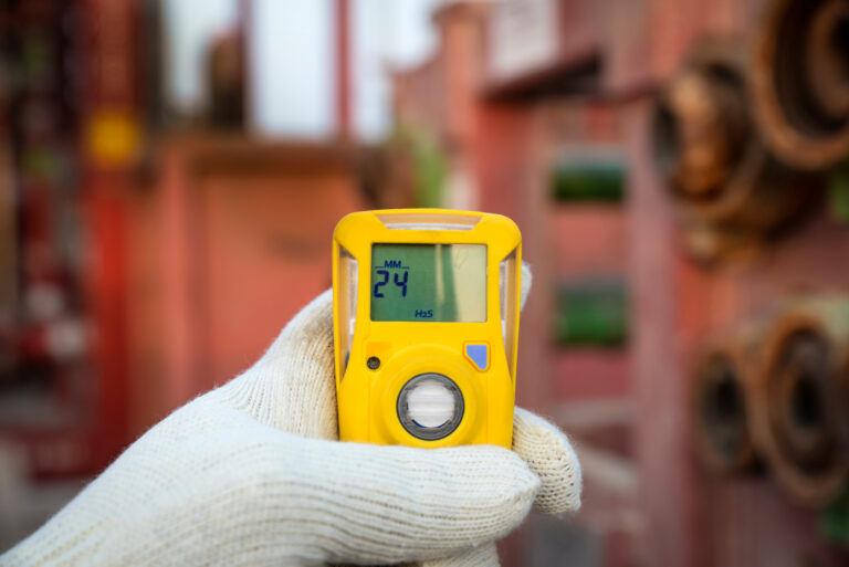 H2S Safety Guide: Health Risks, PPE, Monitors & Emergency Response Tips
